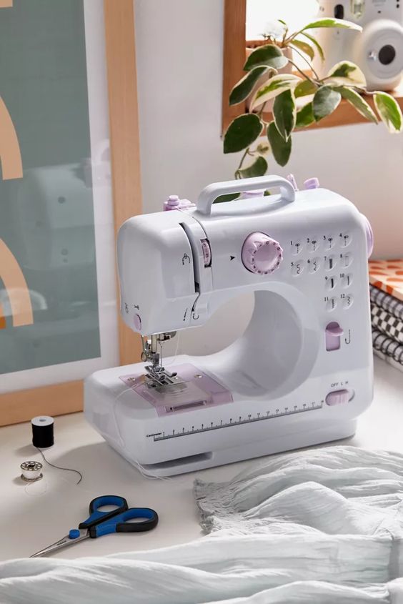 NEW AL AFRAH Is the best online shop for Sewing Machines