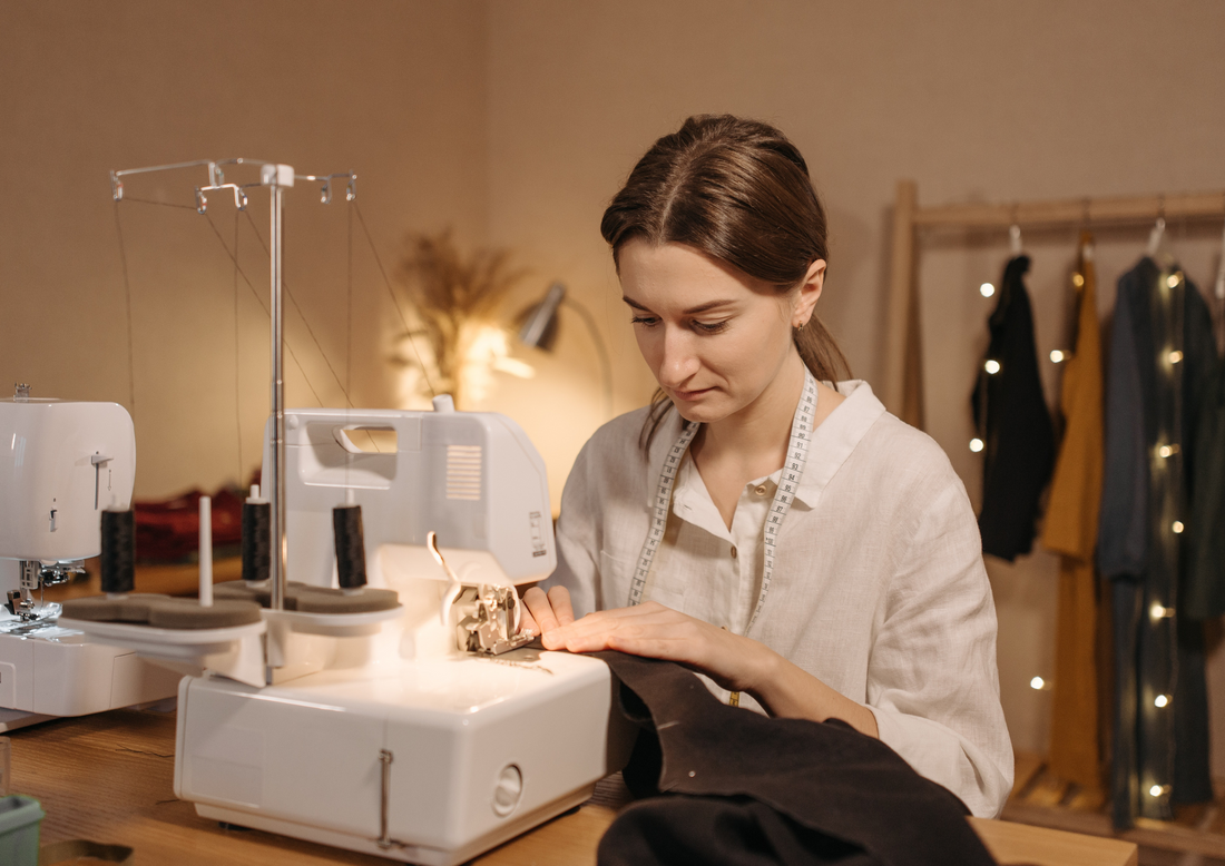 NEW AL AFRAH Is the best online shop for Sewing Machines