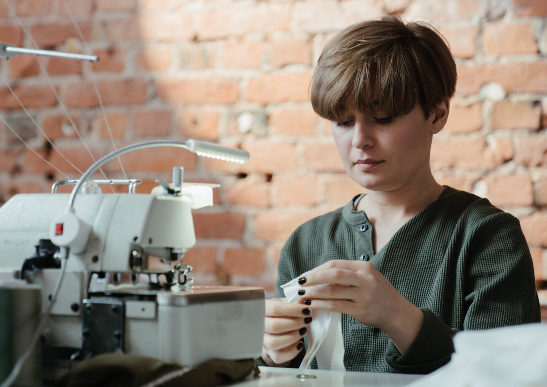 NEW AL AFRAH Is the best online shop for Sewing Machines